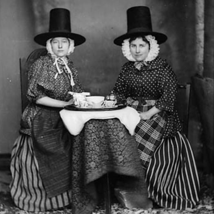 The History of the Welsh National Costume - or the 'Welsh Lady'– Welsh ...