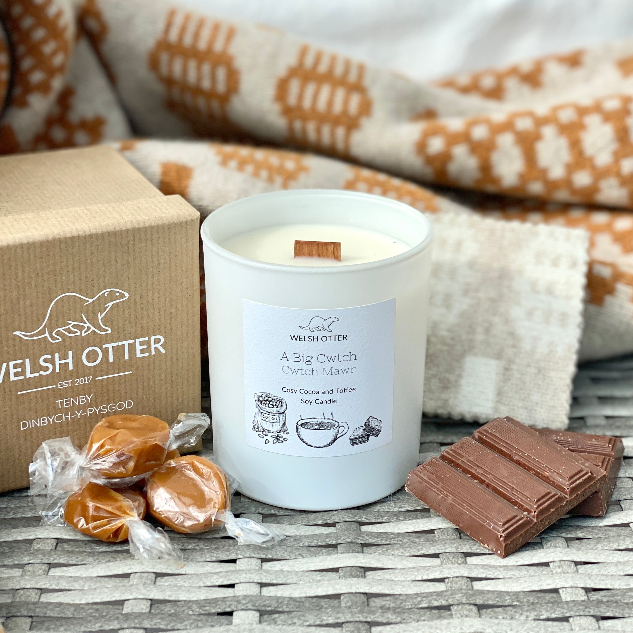 Candles and Fragrance– Welsh Otter